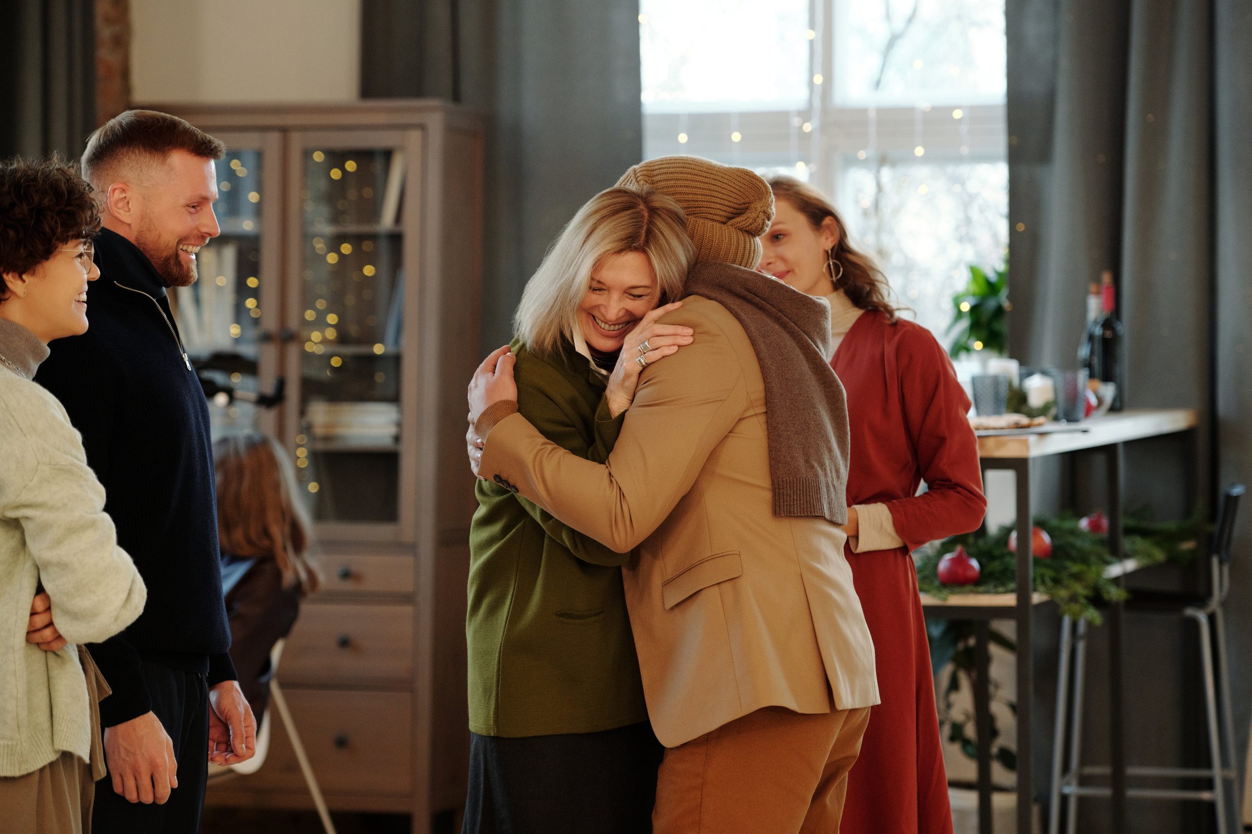 How to Deal with Family Drama While Wedding Planning - Weddings by Kristy